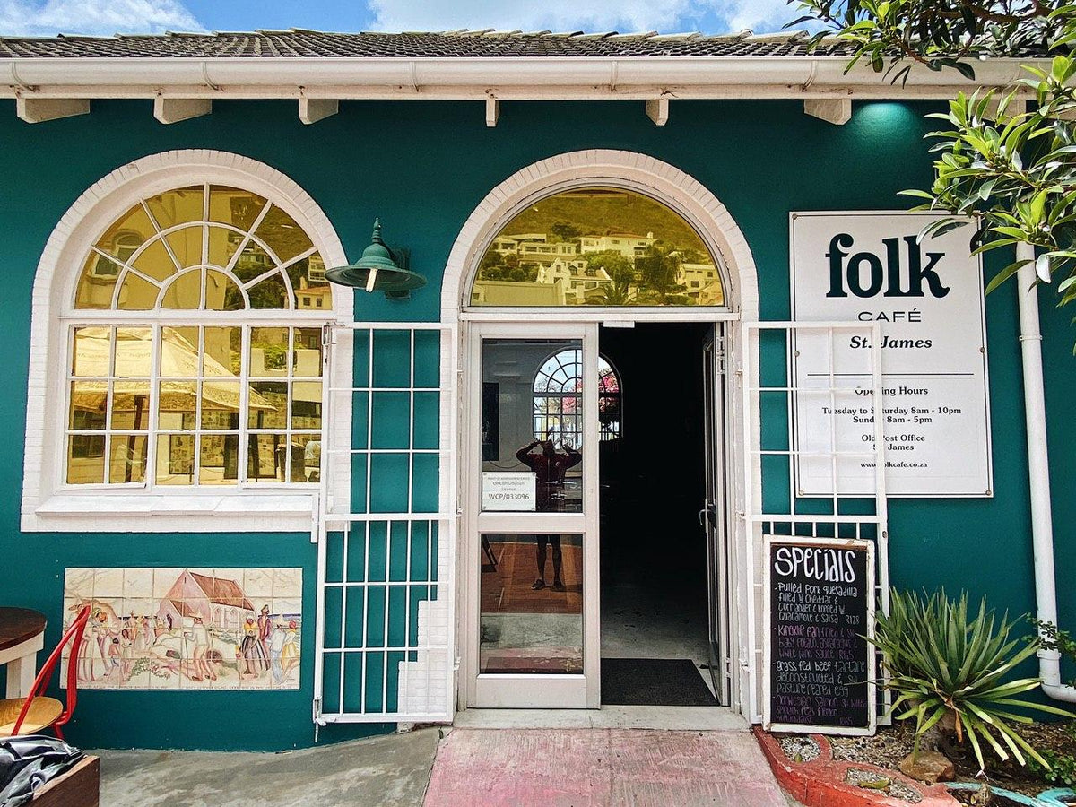 Folk Cafe St James – RAWRNIE